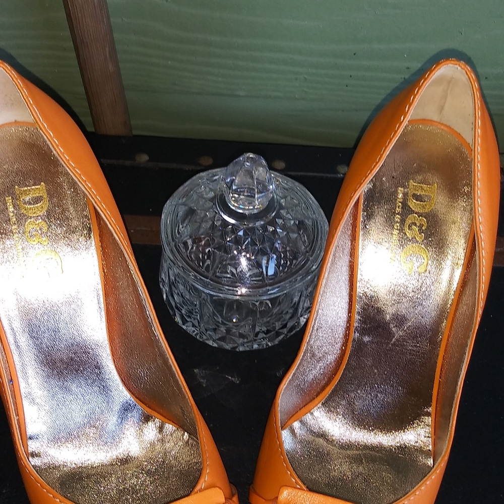 Orange Pumps By Dolce & Gabbana - Gem